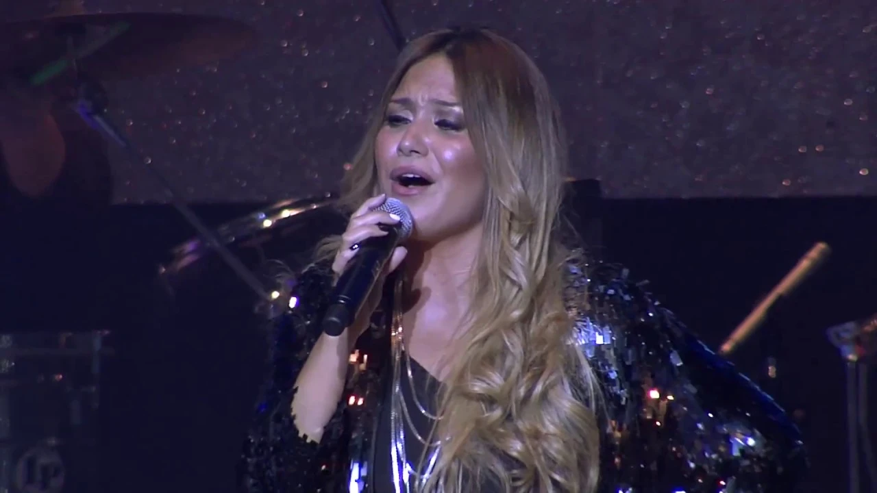 Las 25 Mejores Canciones de Karina La Princesita: ¡Un Hit Tras Otro!